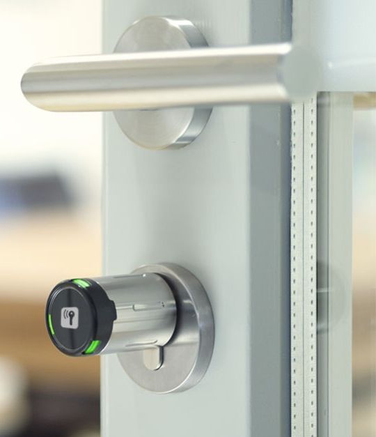 Bestes Türöffnungssystem / Smart Lock für Loxone